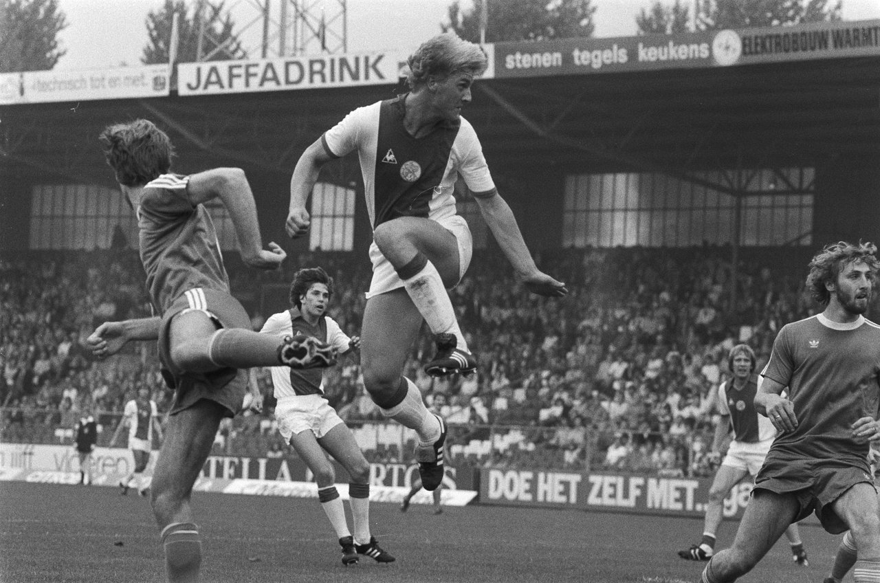 Il Real Madrid lo voleva portare al Bernabeu, ma Wim andò a Pisa - Il ...